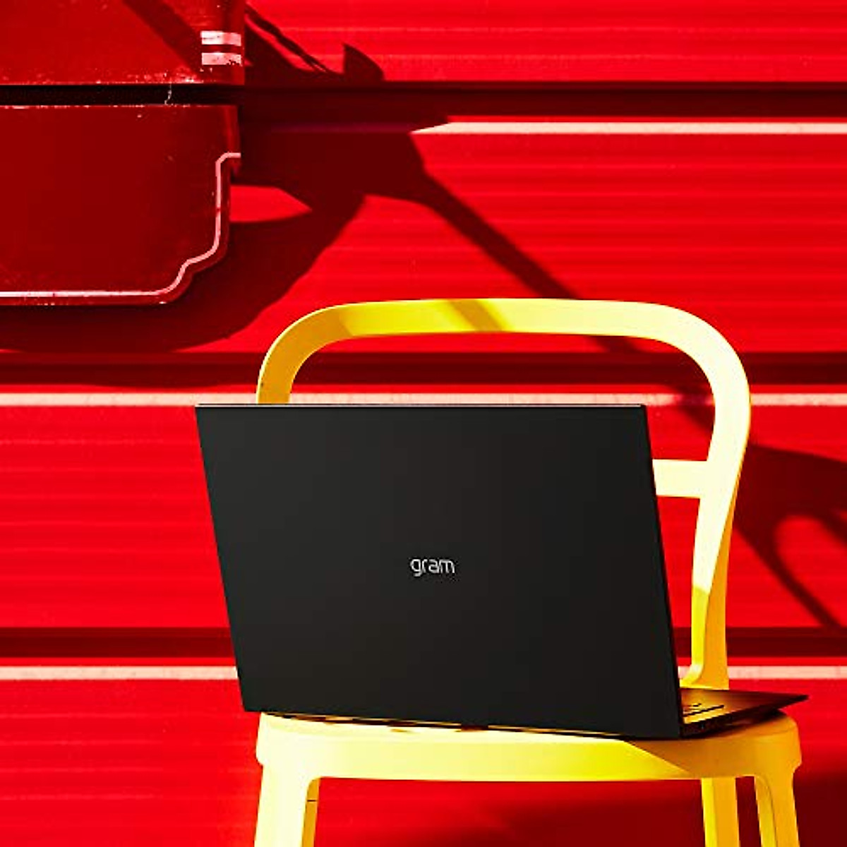 LG Gram 17Z95P Laptop 17" Ultra-Lightweight, IPS, (2560 x 1600), Intel Evo 11th gen CORE i7 , 16GB RAM, 2TB SSD, Windows 11 Home, 80Wh Battery, Alexa Built-in, 2X USB-C, HDMI, USB-A – Black