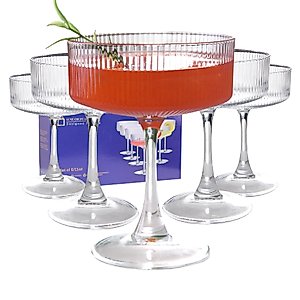 KMIGRUAN 11oz Large Vintage Coupe Glasses Set of 6,Ribbed Cocktail Glasses,Classic Espresso Martini Glasses,Margarita and Champagne Glasses for Bar,Wine,Dessert,Cocktail Glassware Gift Set
