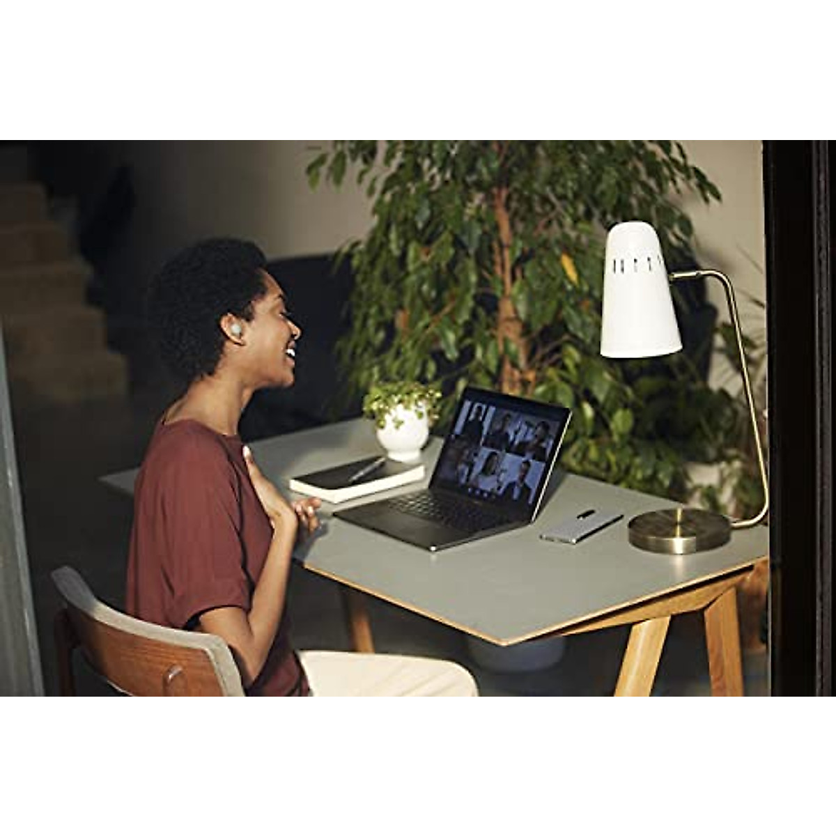 Sony Truly Wireless Noise Cancelling Headphone - Optimised for Alexa and Google Assistant - with Built-in mic for Calls - Bluetooth Connection - WF-1000XM4S.CE7 - Limited Edition - Silver/Gold