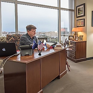 Anley USA Armed Service Desk Flags Set - 6 X 4 inches Miniature American Military Sectors Desktop Flag with 11" Solid Plastic Pole - Vivid Color & Fade Resistant