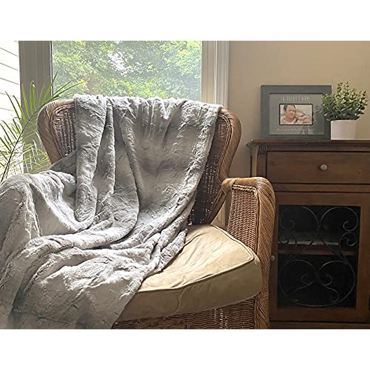 Sentimental Gift for Dad On Father's Day Christmas, Birthday- with Love Dad Softly Said Blanket