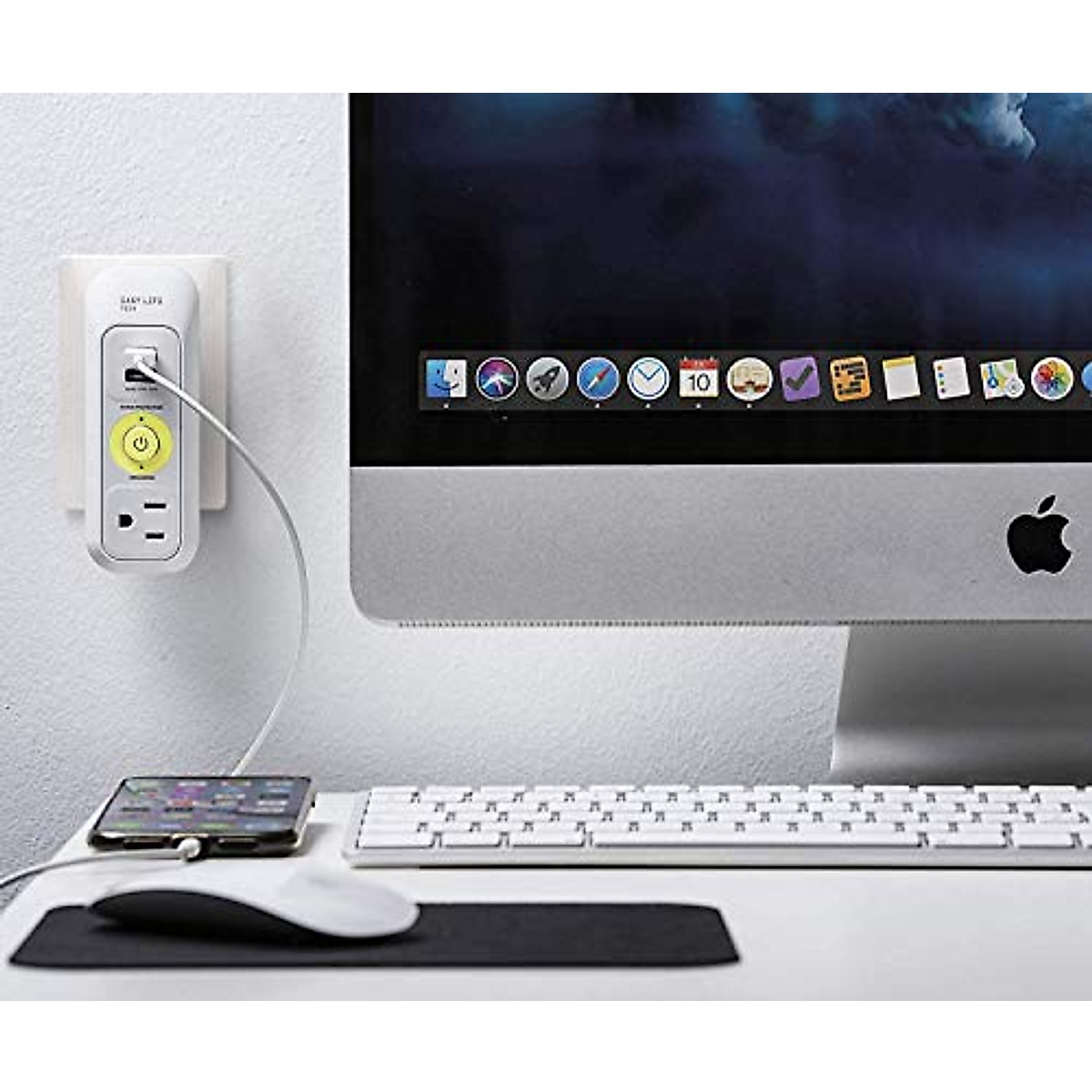 Travel Outlet Extender with Surge Protection 1 Outlet 2 USB for Home, Hotel, and Office by Easylife Tech