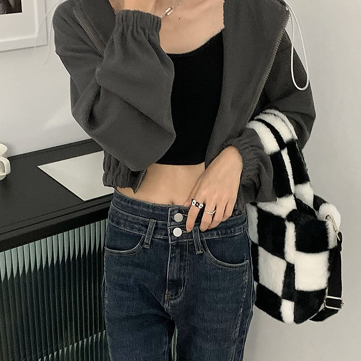 HSINYA Fluffy Tote Bag Aesthetic for Women with Yin Yang Prints Plush Women Shoulder Bag with Shoulder Straps Messenger Bag for Ladies Hobo Bag for Winter Underarm Purse (Style 1)