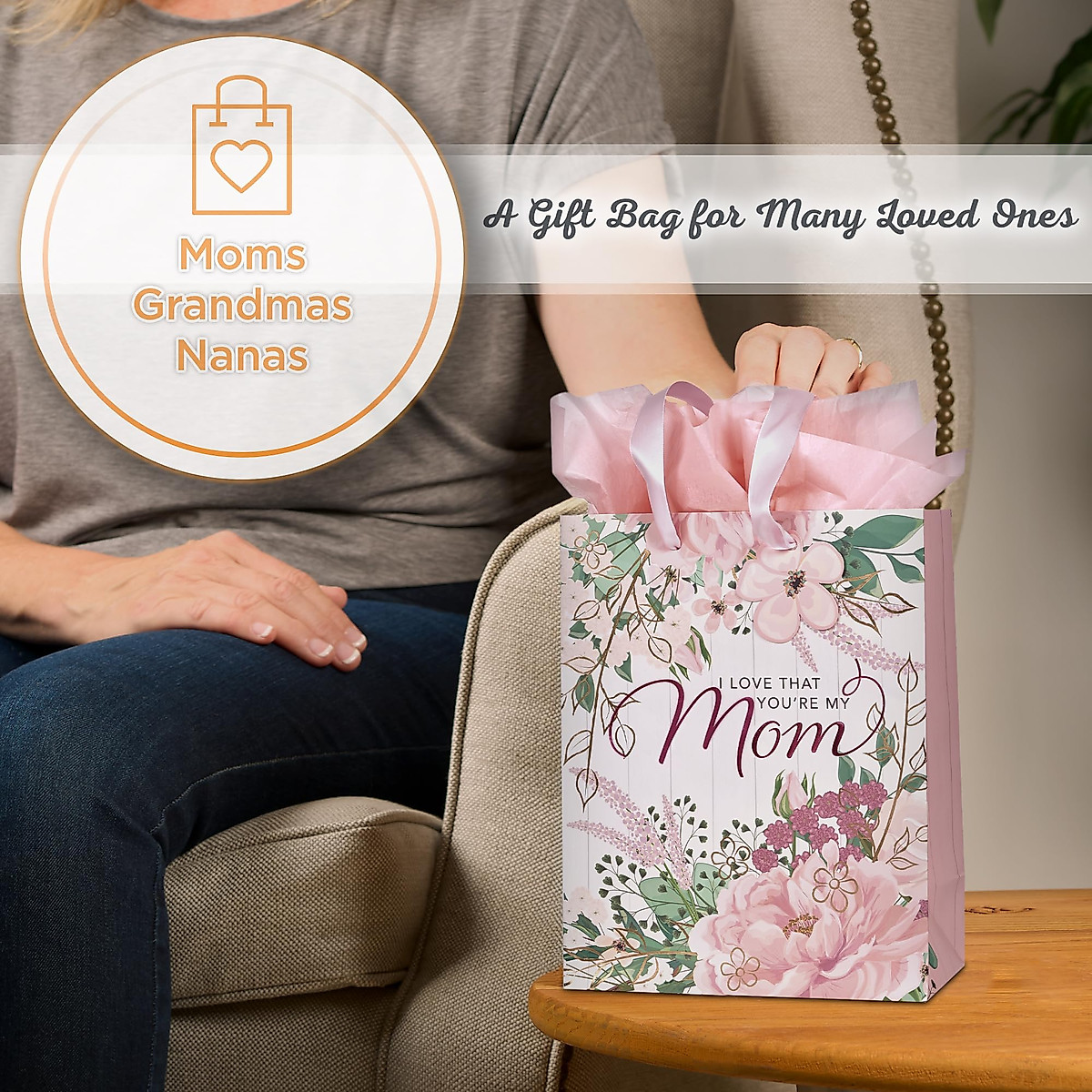 Christian Art Gifts Gift Bag/Tissue Paper Set For Moms I Love That You're My Mom, Pink, Medium