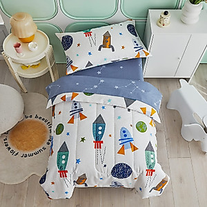 100% Cotton 4 Pieces White Space Toddler Bedding Set with Colorful Rocket Stars and Planet Includes Adorable Quilted Comforter, Blue Gray Fitted Sheet, Top Sheet, and Pillow Case for Boys Girls