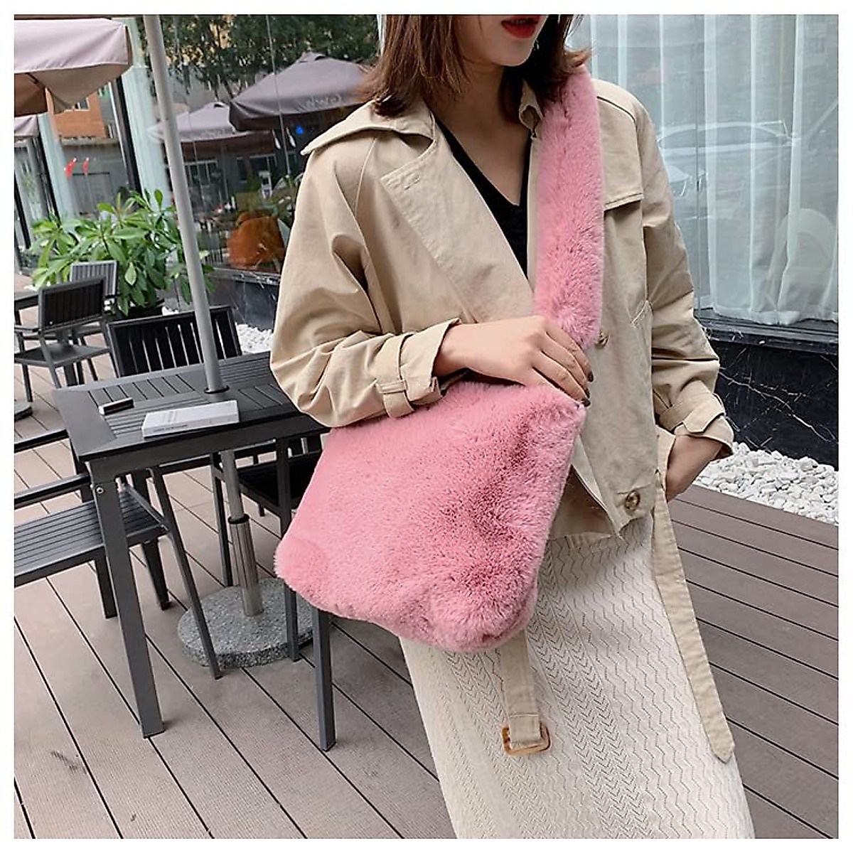 JARPSIRY Plush Underarm Bag Ladies Faux Fur Fluffy Crossbody Shoulder Bag Women Soft Furry Tote Handbag for Autumn and Winter