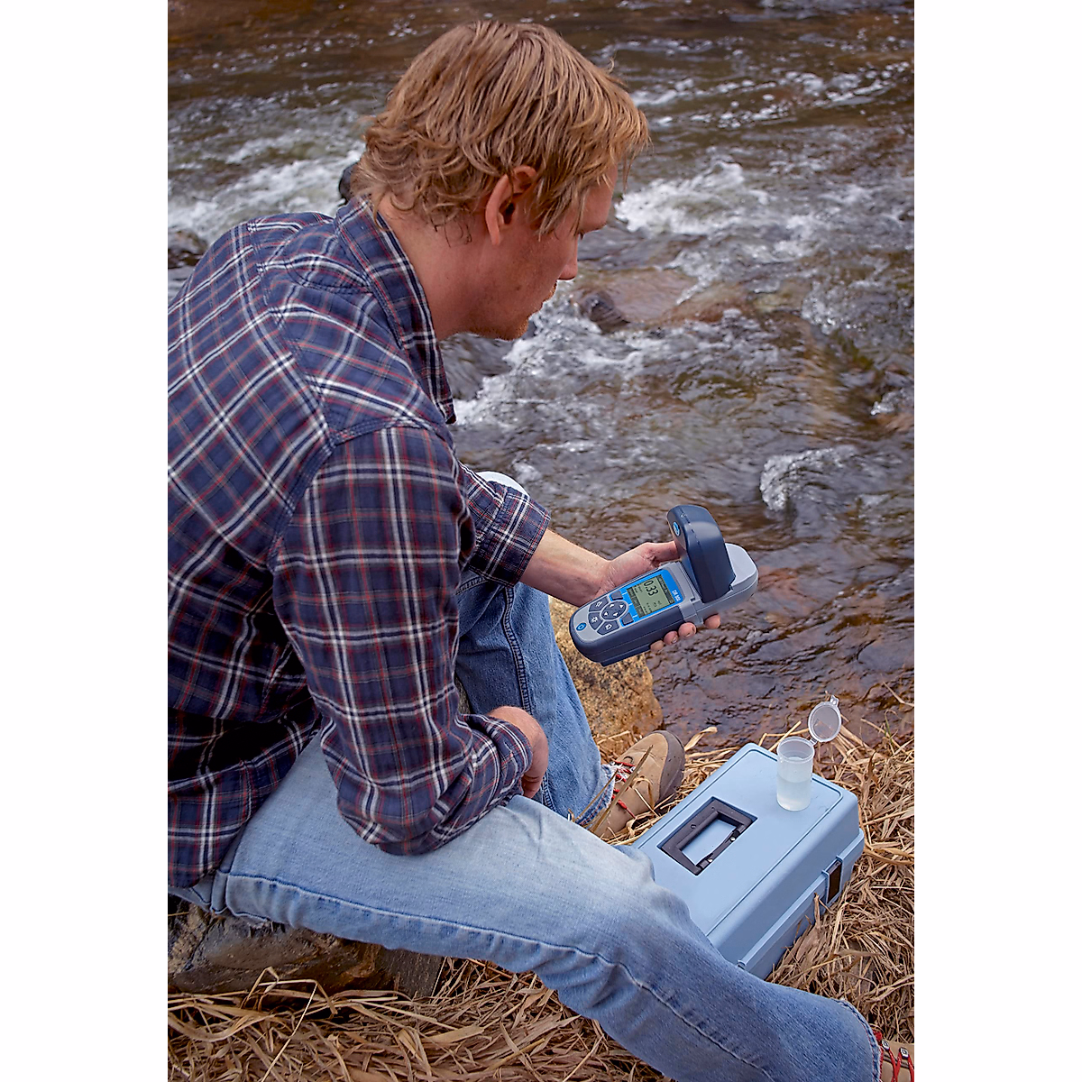 Hach 9385100 DR 900 Multiparameter Handheld Colorimeter