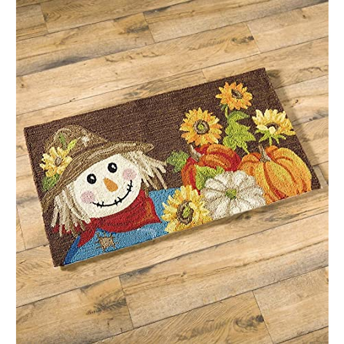 Plow & Hearth Indoor/Outdoor Scarecrow Hooked Polypropylene Accent Rug, Textured Floor Covering, Durable, Easy to Clean, Fade-Resistant, High-Traffic, Pet-Friendly, 24" x 42"