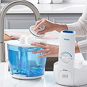 Vicks Filter-Free CoolRelief Cool Mist Humidifier, Medium Room, 1.2 Gallon Tank – Visible, Medicated Ultrasonic Humidifier for Baby, Kids and Adults, Works With Vicks VapoPads and Vicks VapoSteam