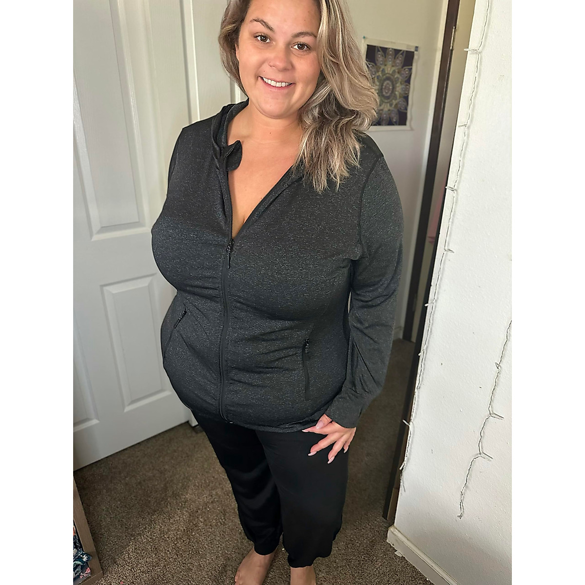 COOTRY Womens Plus Size Workout Jackets Full Zip Up Lightweight Athletic Running Hoodies with Thumb Holes Black 3XL