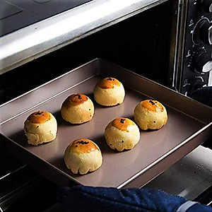 Nonstick Square Baking Pan, 11x11 Inch Carbon Steel Cake Baking Sheet, Cookies Bakeware for Oven Baking Gold