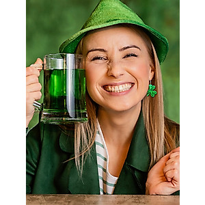 St Patricks Day Earrings for Women Sparkling Shamrock Dangle Earrings Trendy Green Shamrock Drop Earrings for Teen Girls Lightweight Irish Festival Earrings Jewelry Gifts(Leather)