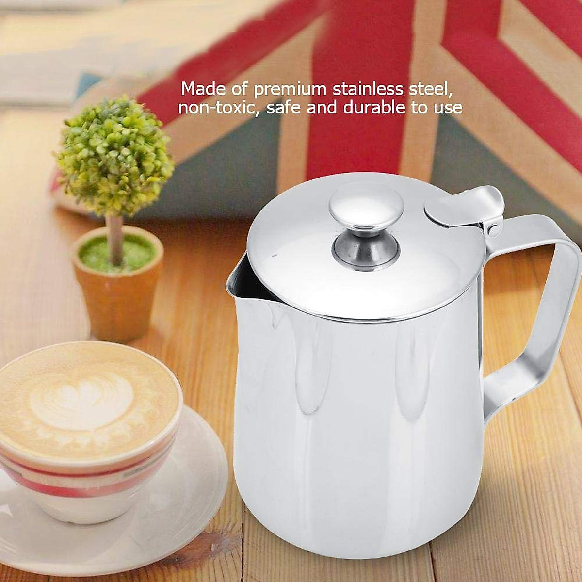 Stainless Steel Milk Frothing Pitcher, Baristas Tools Cup with Lid Espresso Coffee Milk Frothing Jug Latte Art(350ml)