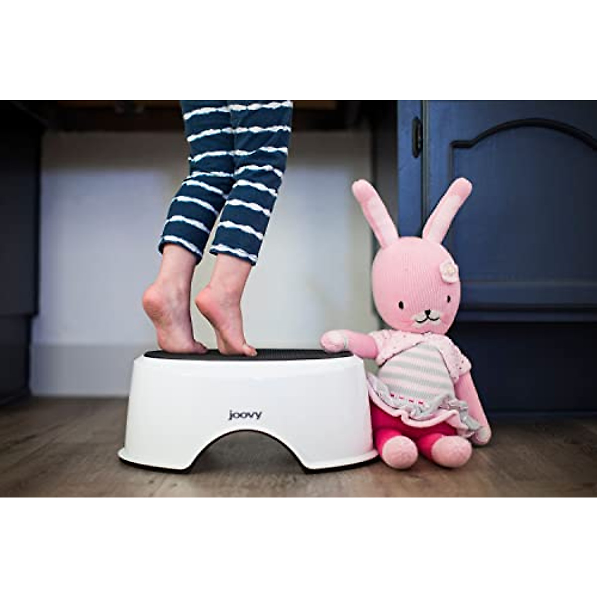 Joovy StepTool, Toddler Step Stool, Holds Up To 300 lbs, White