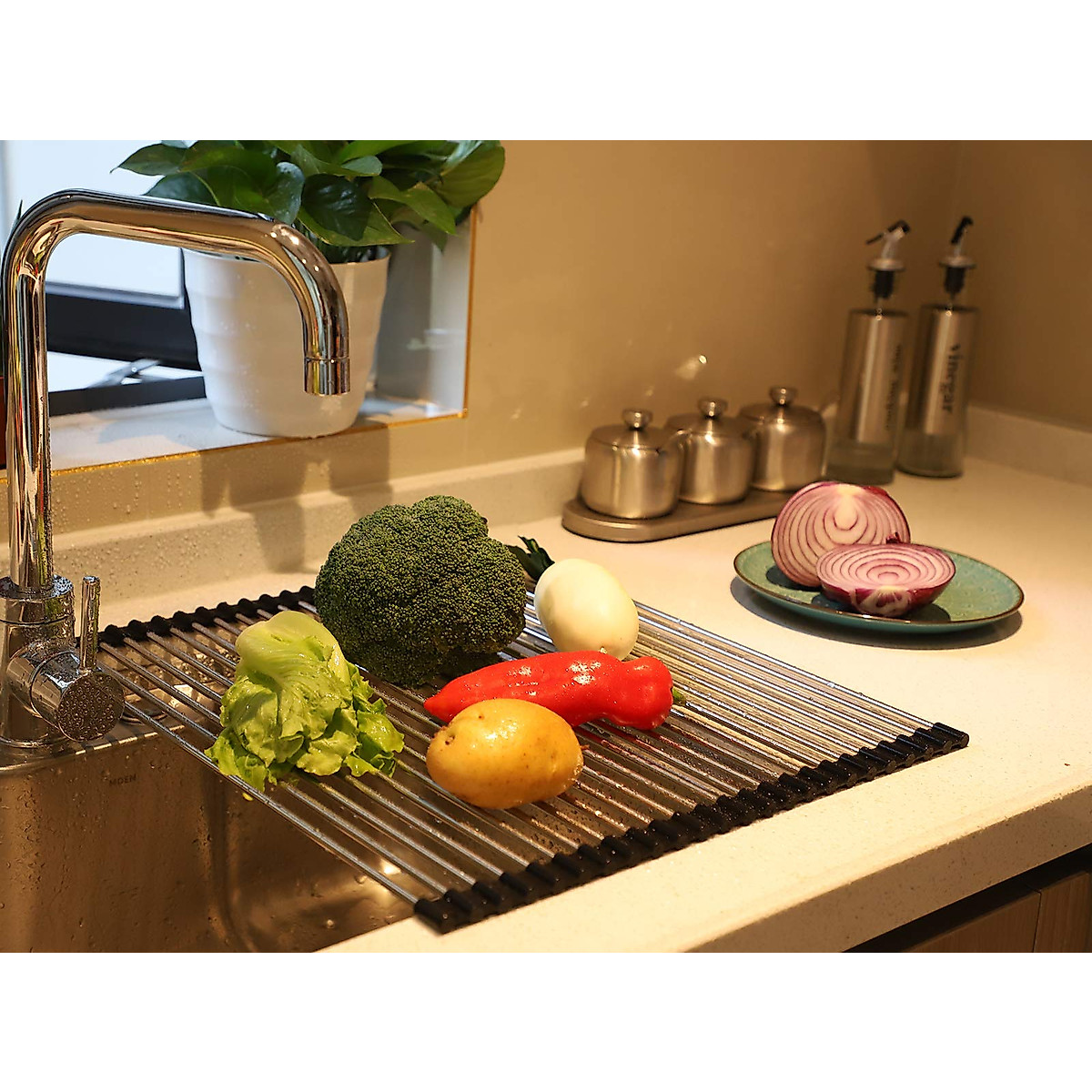 Ahyuan Roll Up Dish Drying Rack Multipurpose Kitchen Dish Rack Roll Over The Sink Dish Drying Rack Portable Rolling Dish Drainer for Kitchen Sink RV Accessories (Black, 17.7''X16.9'')