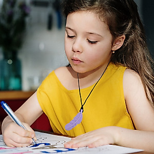 Chew Necklaces for Sensory Adult and Kids, Silicone Feather Chewy Necklace for Autism, ADHD, Chewing, Oral Motor Therapy Tools for Mild Chewers