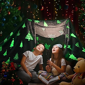 PAVILIA Glow in The Dark Blanket, Christmas Tree Gift for Girls Boys, Toy Blanket for 1 2 3 4 5 6 7 8 9 10 Year Old, Soft Plush Fleece Kids Gift Blanket for Birthday, Christmas, Room Decor, 50x60