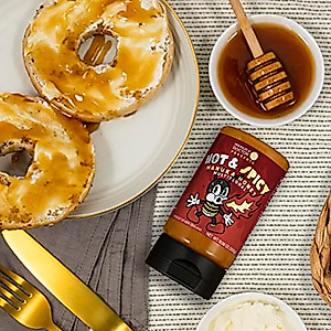 MANUKA DOCTOR - HOT HONEY - HOT & SPICY SQUEEZY Manuka Honey, 100% Pure New Zealand Honey infused with Chili Peppers for Buzzing Hot Flavor (10.58 oz)