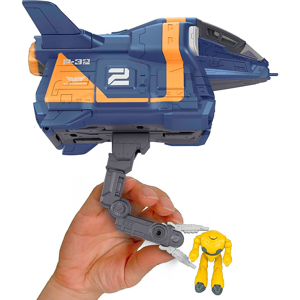 Mattel Disney and Pixar Lightyear Toys, Gama Fusion Small Scale Armadillo Vehicle with 3 Figures, Lights, Sounds and Claw Arm