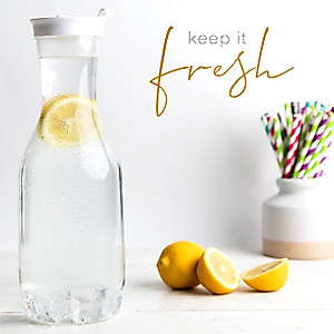 Clear Plastic Water Pitchers Carafes with Flip top Lids Heavy Duty Beverage Pitcher Jug for Juice or iced Coffee Great for Mimosa bar Restuarants ot Schools (3, 50 OZ)