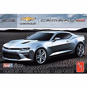 AMT AMT982 1:25 Scale 2016 Chevy Camaro SS Model Kit