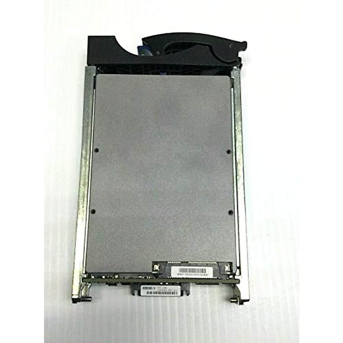 200GB 005049185 118032714 250-136-903C CX4-4PDAE 6Gbp/s 3.5 SATA SSD, Lot of 3