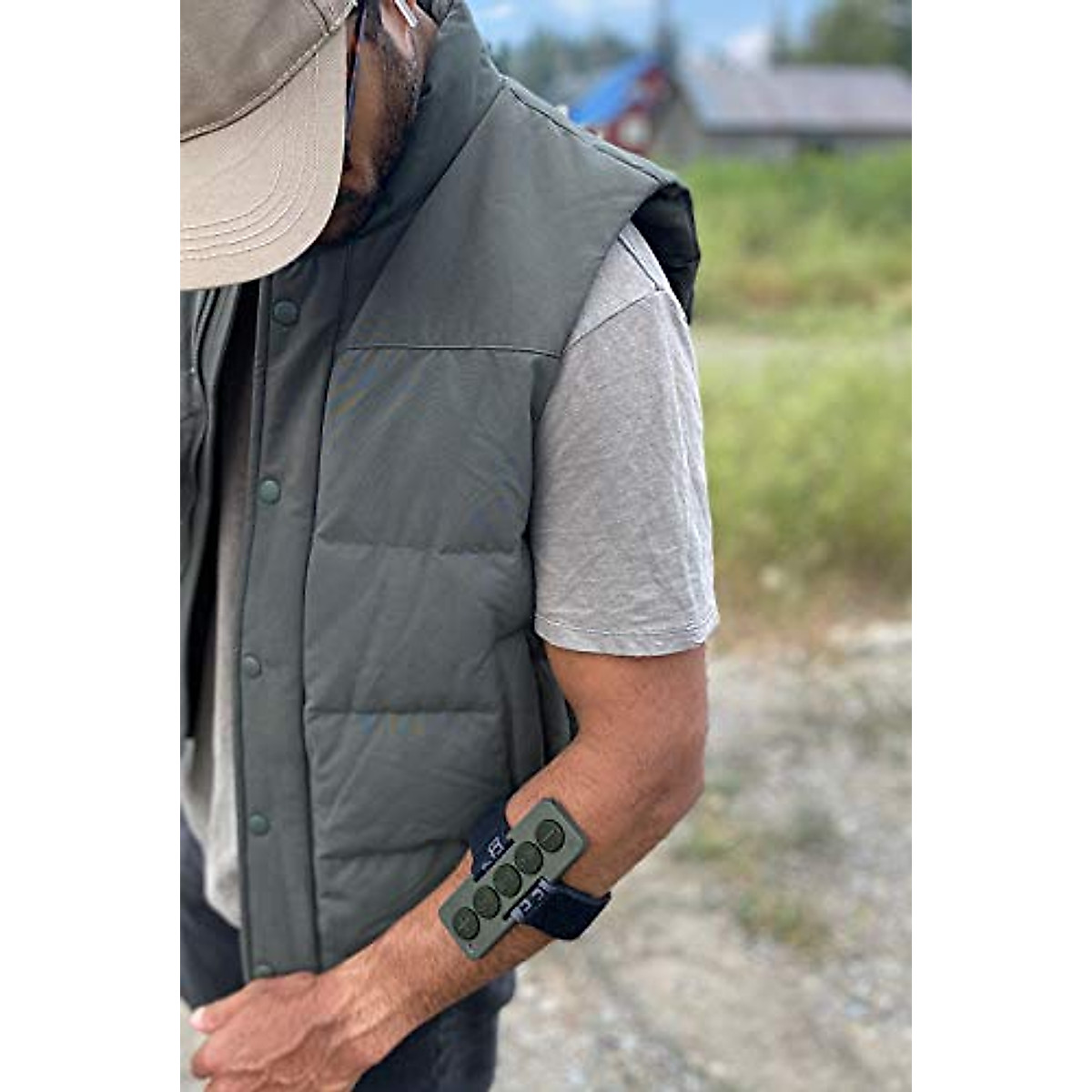 Chubby Buttons 2 - Wearable & Stickable Bluetooth 5.1 Remote for iPhone & Android