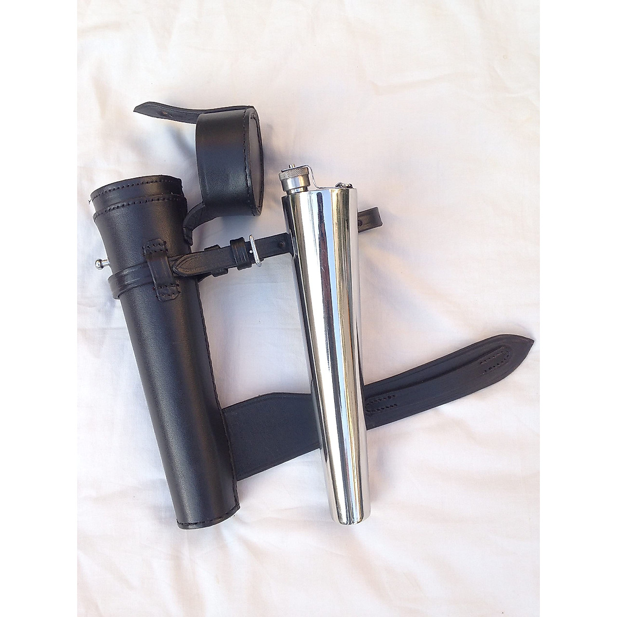 Horse Saddle Flask Set Saddle Hip Flask Brown Leather Cased stainless steel baton Saddle Flask Fox Hunting Horse Flask Riding Christmas Gifts For Him Her (Brown)