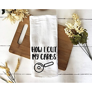 Handmade Funny Kitchen Towel - Funny Kitchen Puns Hand Towel for Pizza Lovers How I Cut My Carbs - 28x28 Inch Perfect for Chef Housewarming Christmas Mother's Day Birthday Gift (How I Cut My Carbs)