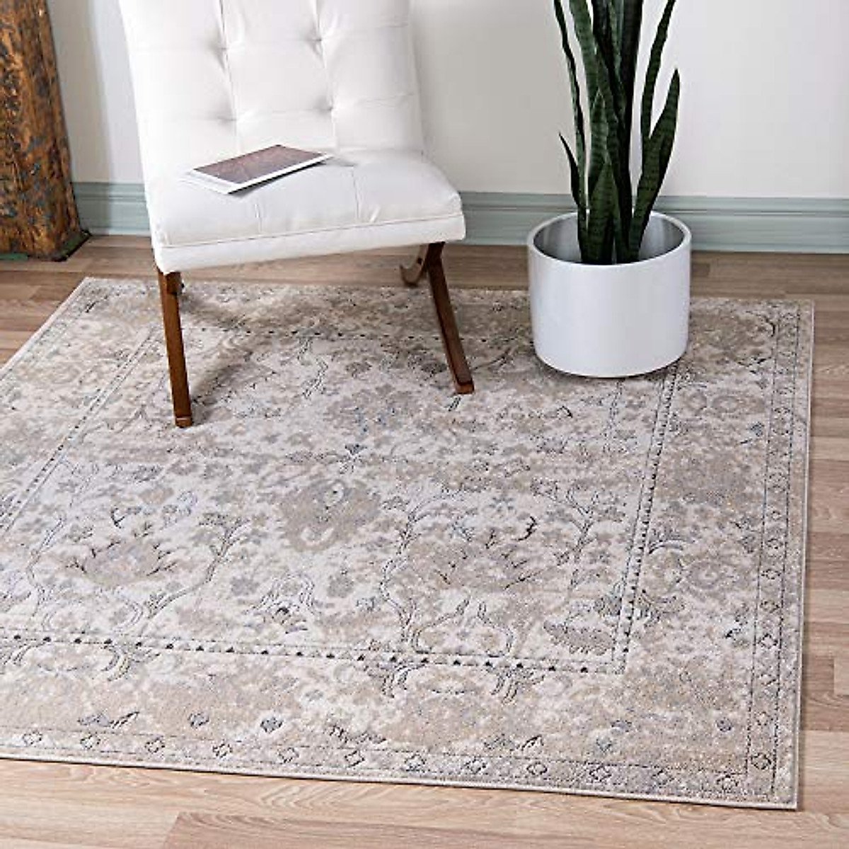 Rugs.com Oregon Collection Rug – 4 Ft Square Ivory Low-Pile Rug Perfect for Living Rooms, Kitchens, Entryways