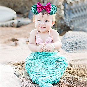 YanJie Mouse Ears Headbands, Glitter Party Mermaid Hot Pink Metallic Bow Favor Decoration Cosplay Costume for Girls Party (Green/Hot Pink)