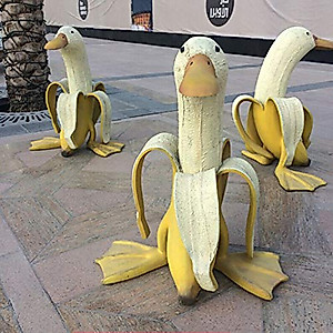 Banana Duck Sculpture, Whimsical Banana Duck Yard Art, Creative Banana Duck Art Statue Garden Yard Outdoor Decor (1 pc) 1