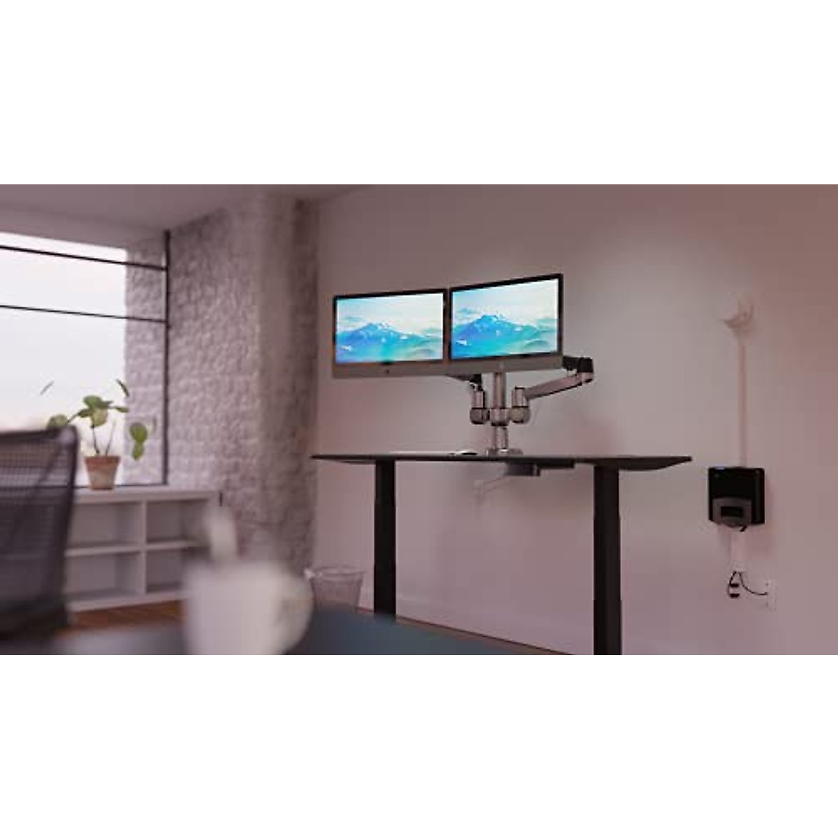 HumanCentric VESA Mount Adapter for iMac 24 Inch (Aluminum), iMac 27 Inch (2009, 2010, 2011), LED Cinema Display, Thunderbolt Displays, Replaces Apple iMac VESA Adapter MD179ZM/A, iMac VESA Kit