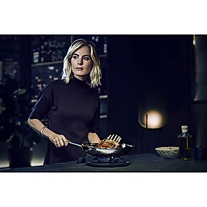 WMF Professional Resist Casserole/Frying Pan - 28 cm Diameter - Coated with a Multi-Layer Material - High Edge - Honeycomb Structure - Suitable for Induction Cookers & Ovens