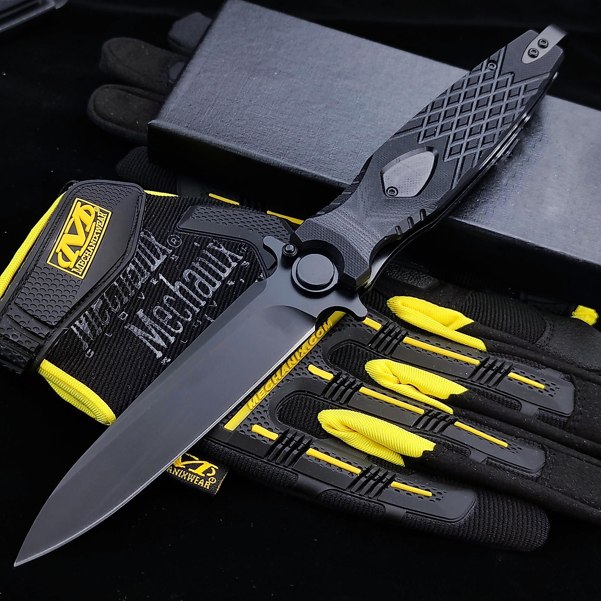 Large Flipper Assisted Opening Pocket Knife, 5‘’ D2 Steel Folding Knife with G10 Handle and Liner Lock, for EDC Survival Camping Hiking(Black)