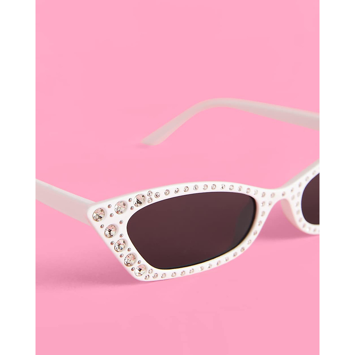 xo, Fetti White Bedazzled Cat Eye Sunglasses | White Bachelorette Party Favor, Bridesmaid Sunnies Gift, y2k Birthday Party Decorations + Cool Halloween Costume