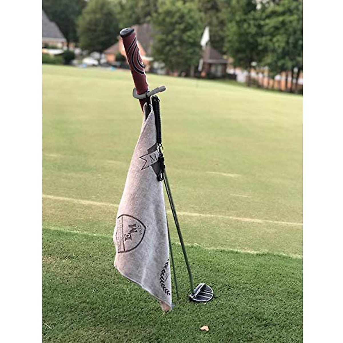 Mobile Pro Shop V-Shaped Golf Club Stand Keeps Your Clubs Clean, Dry & Visible, Made of Highly Durable Stainless Steel - Easy to Carry Golf Club Holder