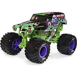 Monster Jam Official Grave Digger Monster Truck - Grave Digger Collector 1:24 Scale Die-Cast Vehicle - Chrome Rims and BKT Tread Tires For Use In All Playsets - Collectible For Fans & Birthday Parties