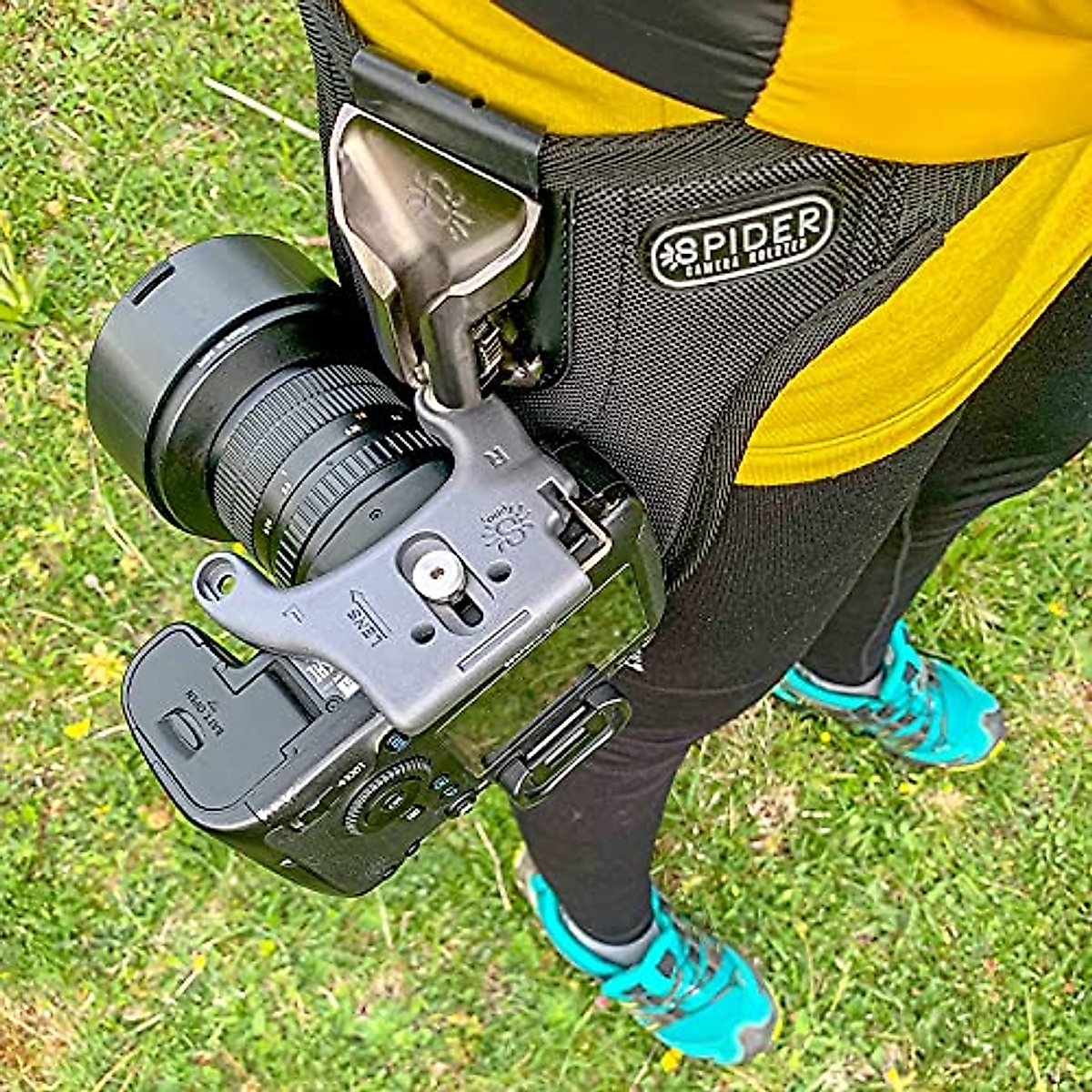 Spider Holster – SpiderPro DSLR Single Camera System v2 for Carrying ONE Professional Camera and Heavy Gear Featuring Belt with Built-In Self-Locking Camera Holster for Secure Quick-Draw Camera Access
