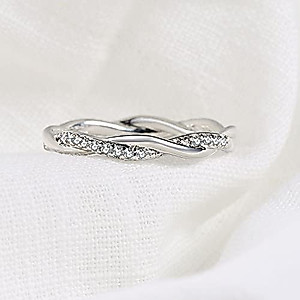 Zirconia Stones Stainless Steel Promise Ring Simple Thin Band Dainty Gold Eternity Rings Simple Smooth Stainless Steel Ring Mother's Day Birthday Gifts Rings for Women Wife