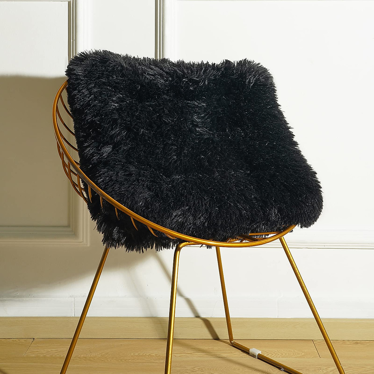 Espiraio Chair Cushion, Thick and Comfortable Seat Cushion Pads, Super Soft Plush Square Pillow, Shaggy Chair Cover Chair Pads Home Decor Stools Floor Cushion Pet Pad 20 × 20 Inch Black