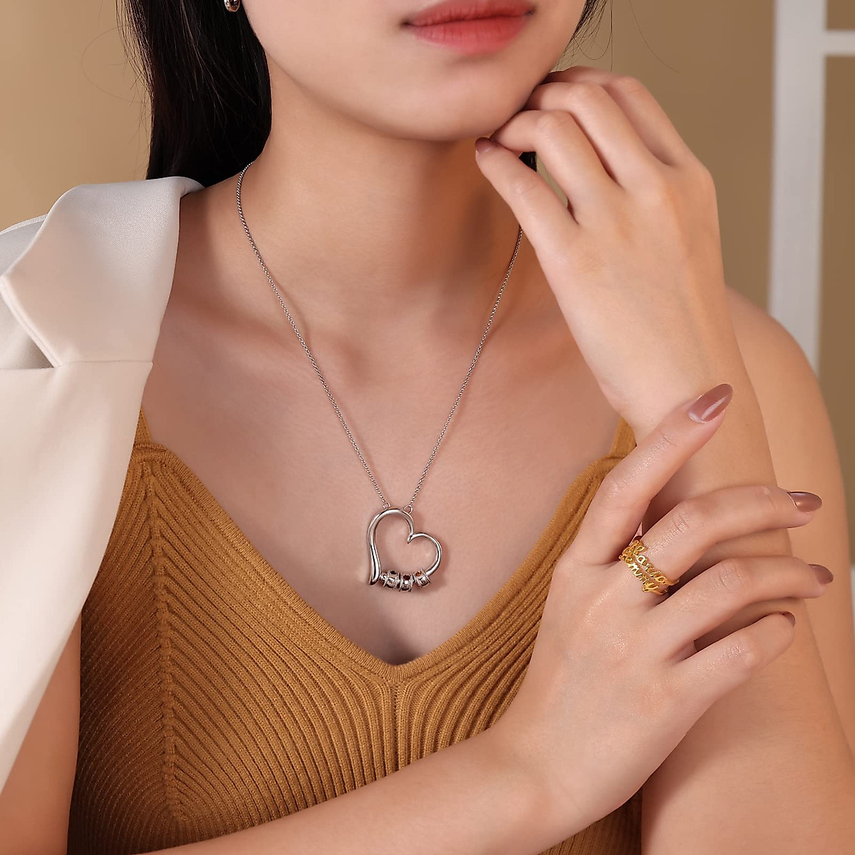 LoraPetid Personalized Heart Mother Necklace with 1-5 Names Custom Birthstone Necklace for Mom Customized Jewelry Gifts for Women Grandma