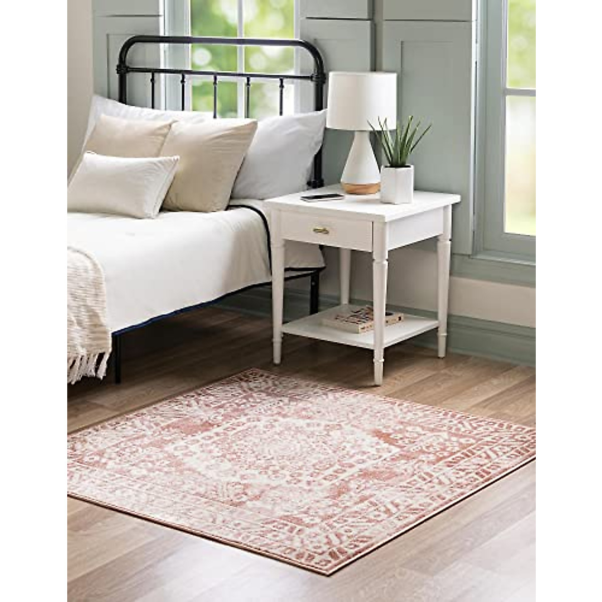 Unique Loom Oxford Collection Area Rug - Sheldonian (4' Square, Pink/Ivory)