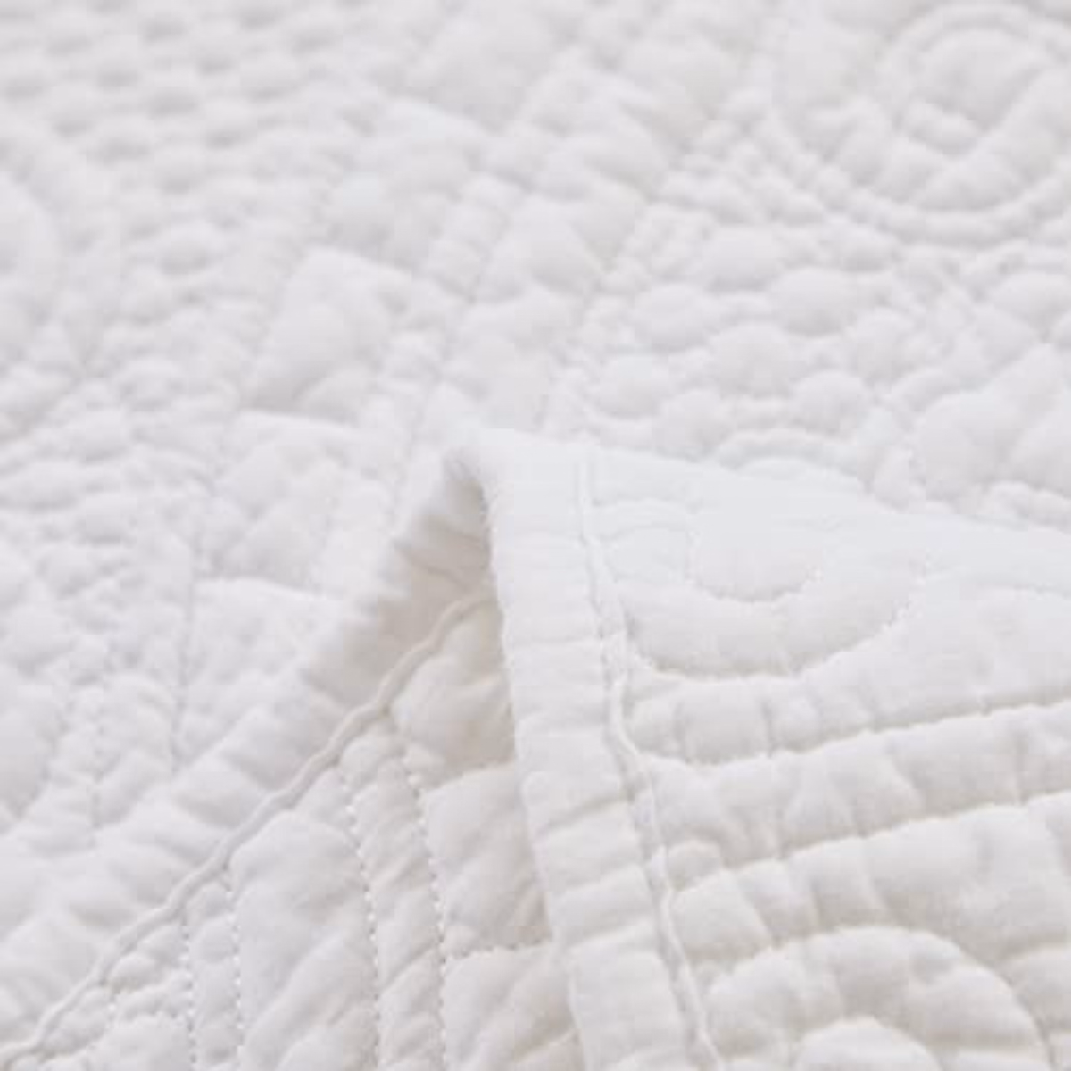 Brandream White Boho Sunflower Medallion Quilt Cotton Quilted Throw Blanket for Bed Couch Daybed 47 X 60 Inch Decorative Throw Blankets