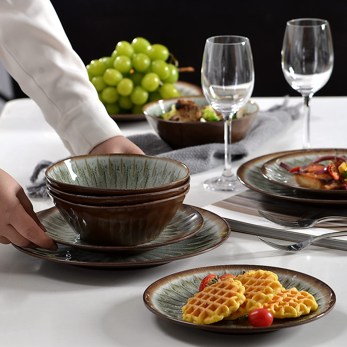 Gufaith Melamine Dinnerware Sets for 4,12 Pcs Party Plates and Bowls Sets,Outdoor Use Harvest Dinner Dishes Set,Great for RVs Camping,Lightweight Unbreakable,Dishwasher Safe,Sage Green