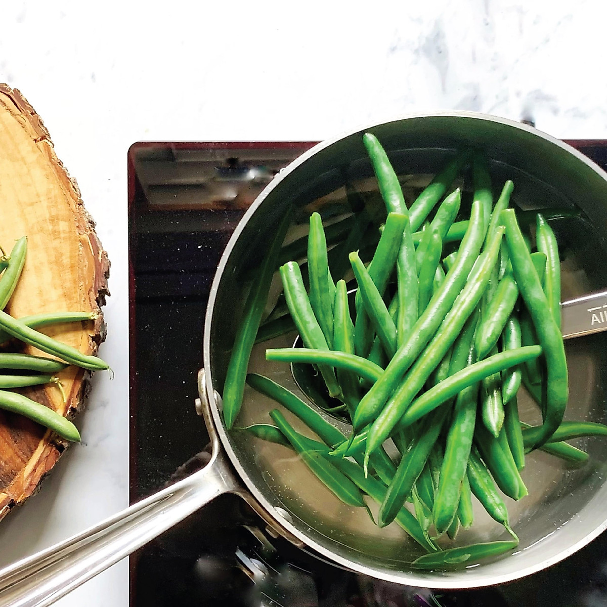 All-Clad D3 3-Ply Stainless Steel Sauce Pan with Lid 1.5 Quart, Induction Oven Broiler Safe 600F, Multipurpose, Compatible w/ All Cooktops, For Restaurant or Home Kitchen, Pots & Pans, Cookware Silver