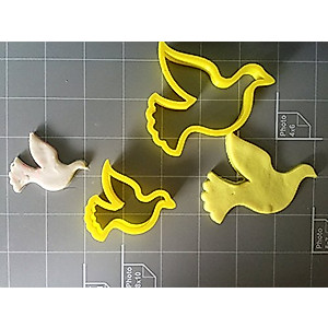 Dove Cookie Cutter (3 Inch)