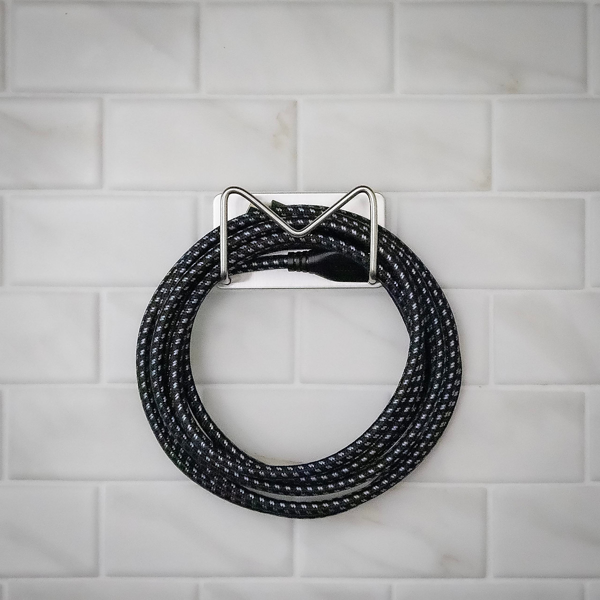 Habitathome Sponge Holder for Kitchen Sink and Sink Accessory Caddy - Minimalist, Rustproof, Waterproof (2 pack)