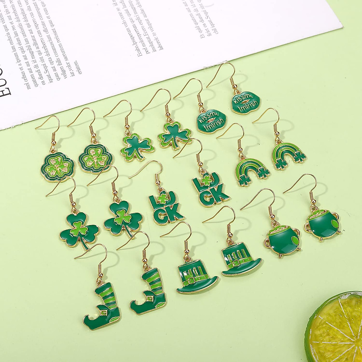 BVGA 9 Pairs St Patrick's Day Stud Earrings Set for Women Hypoallergenic Enamel Green Shamrock Stud Festive Clover Luck Hat Leprechaun Funny Irish Earrings Holiday Earrings Jewelry Gift