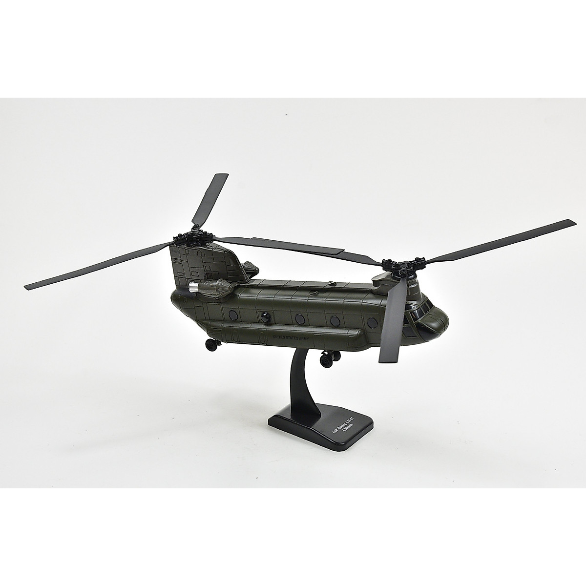 New-Ray 1/60 Boeing CH-47 Chinook
